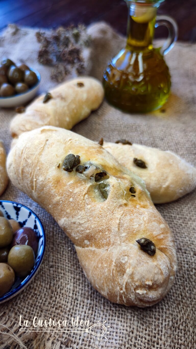 Panini alle olive - La Gustosa Idea - Pane rustico saporito